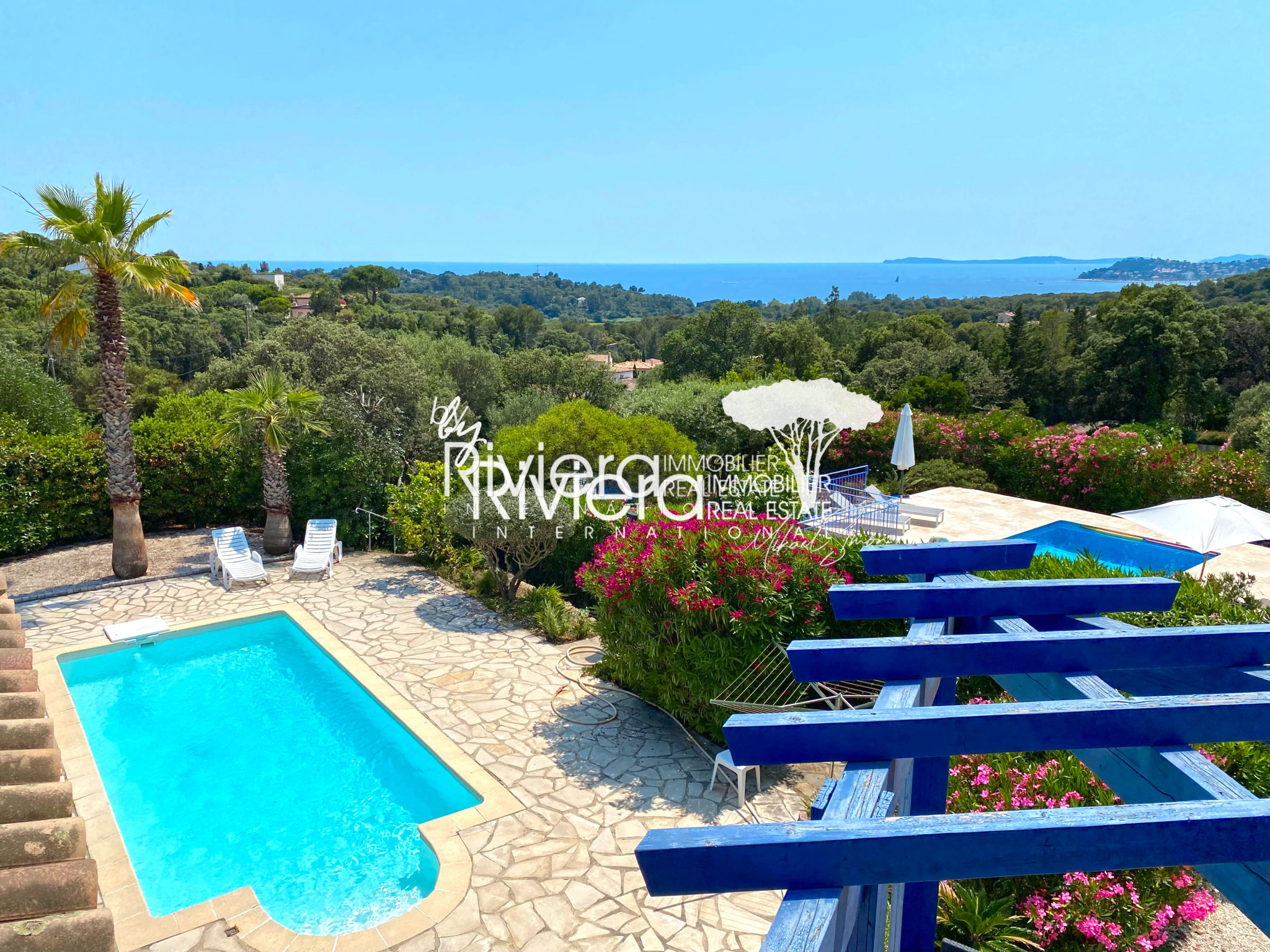 Vente Vue mer & Piscine - Proche village et plage ! | RIVIERA ...
